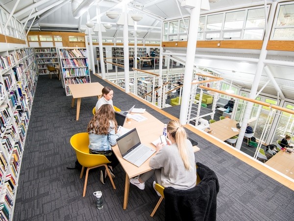 Library and Learning Resources | University of Wales Trinity Saint David