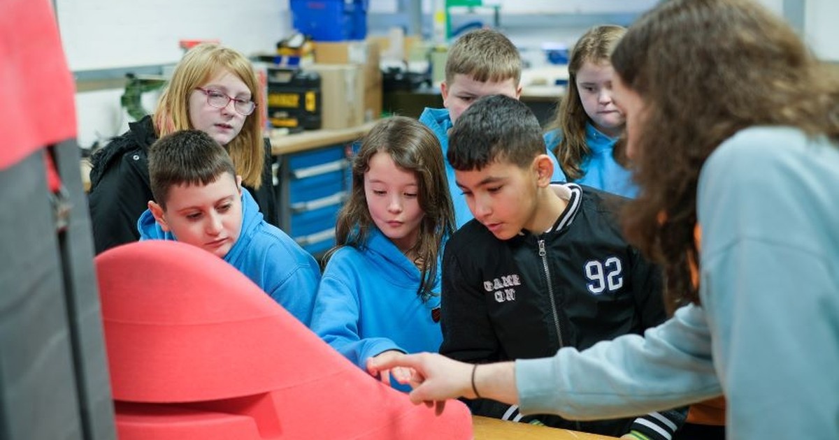 UWTSD’s Cerebra Innovation Centre helps to inspire the next generation ...