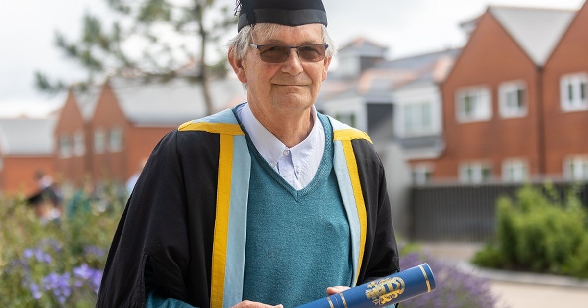Martin Parr CBE awarded Honorary Fellowship at UWTSD Swansea Class of ...