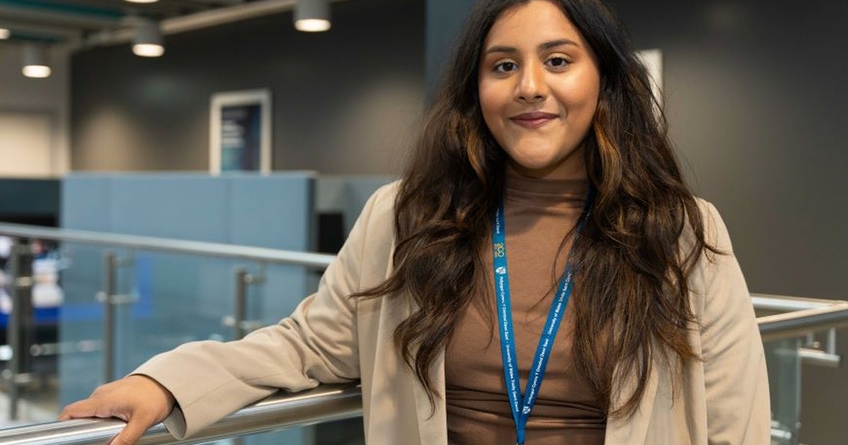 The UWTSD Degree Apprentice gaining new digital technology skills while ...