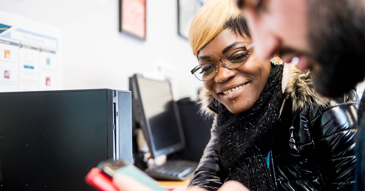 Undergraduate Bursaries | University of Wales Trinity Saint David