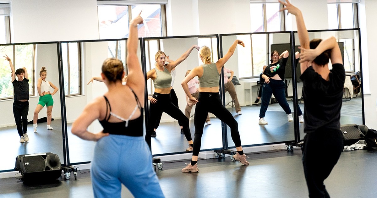 Performance, Dance and Musical Theatre Facilities Cardiff | University ...